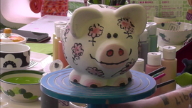 HELLO PIGGY BANK – Levellers